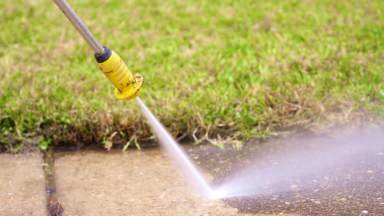 Best Time to Pressure Wash After Heavy Rain | Window Hero